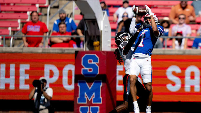 Colts Show Interest in Three-Time Super Bowl Champion