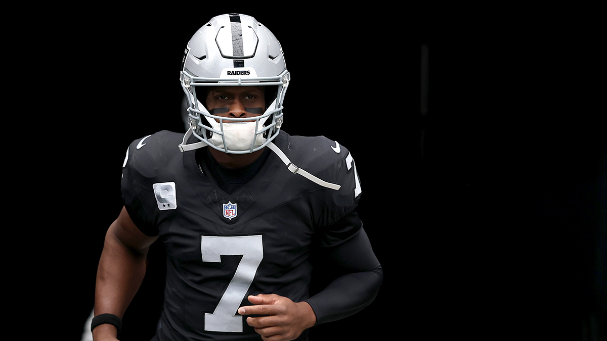 Raiders QB Geno Smith Put on Notice Ahead of Chiefs Game