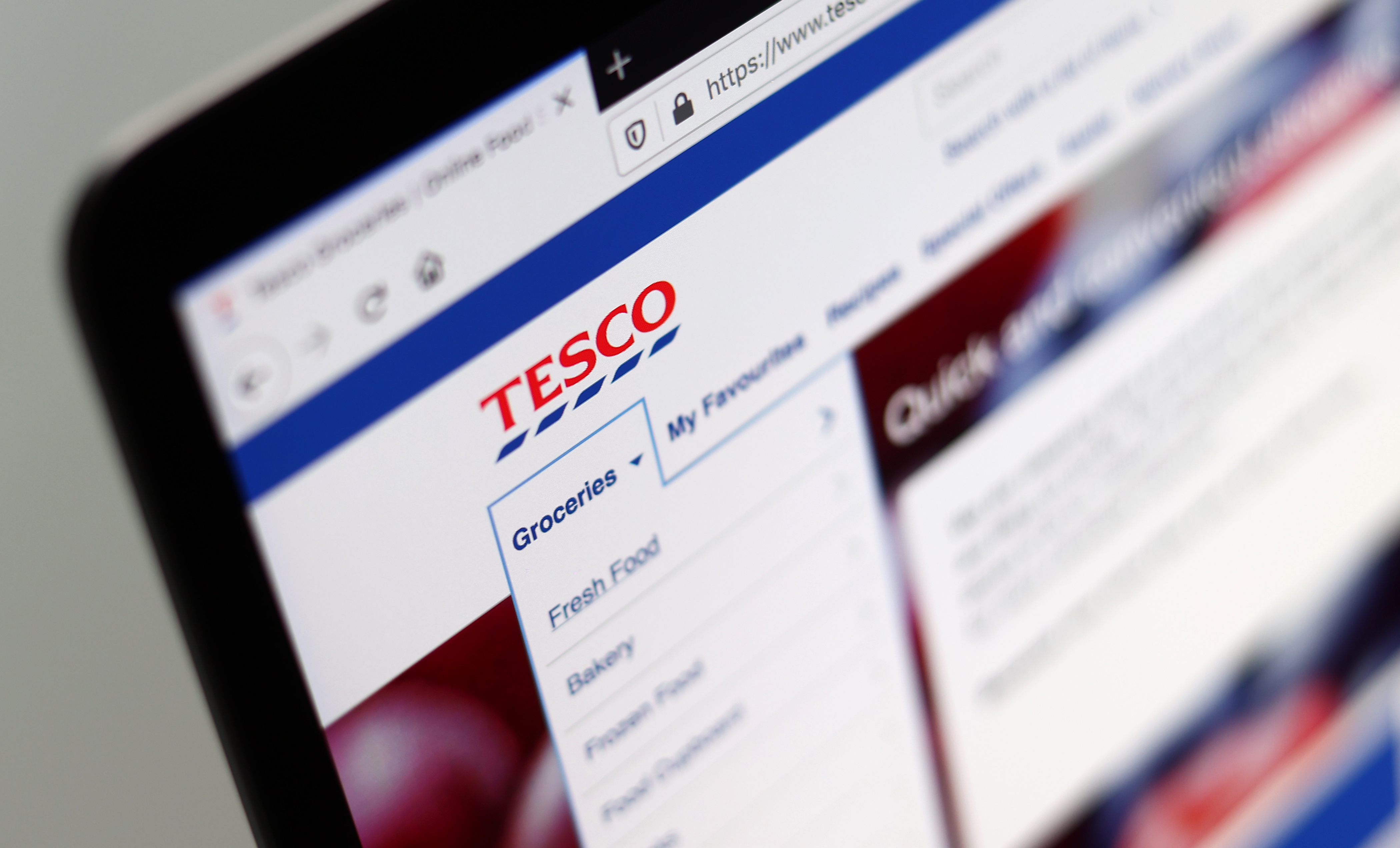 Tesco shoppers hit by payments issue for grocery deliveries