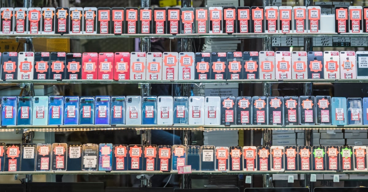 Everyone wants a fancy phone – even the folk buying them second-hand