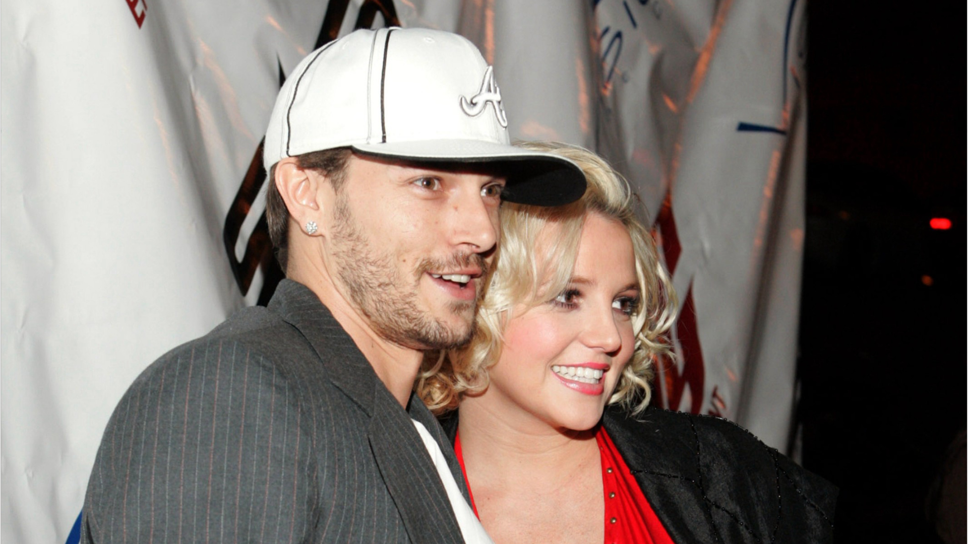 Britney Spears urges fans to 'honour family' following Federline ...