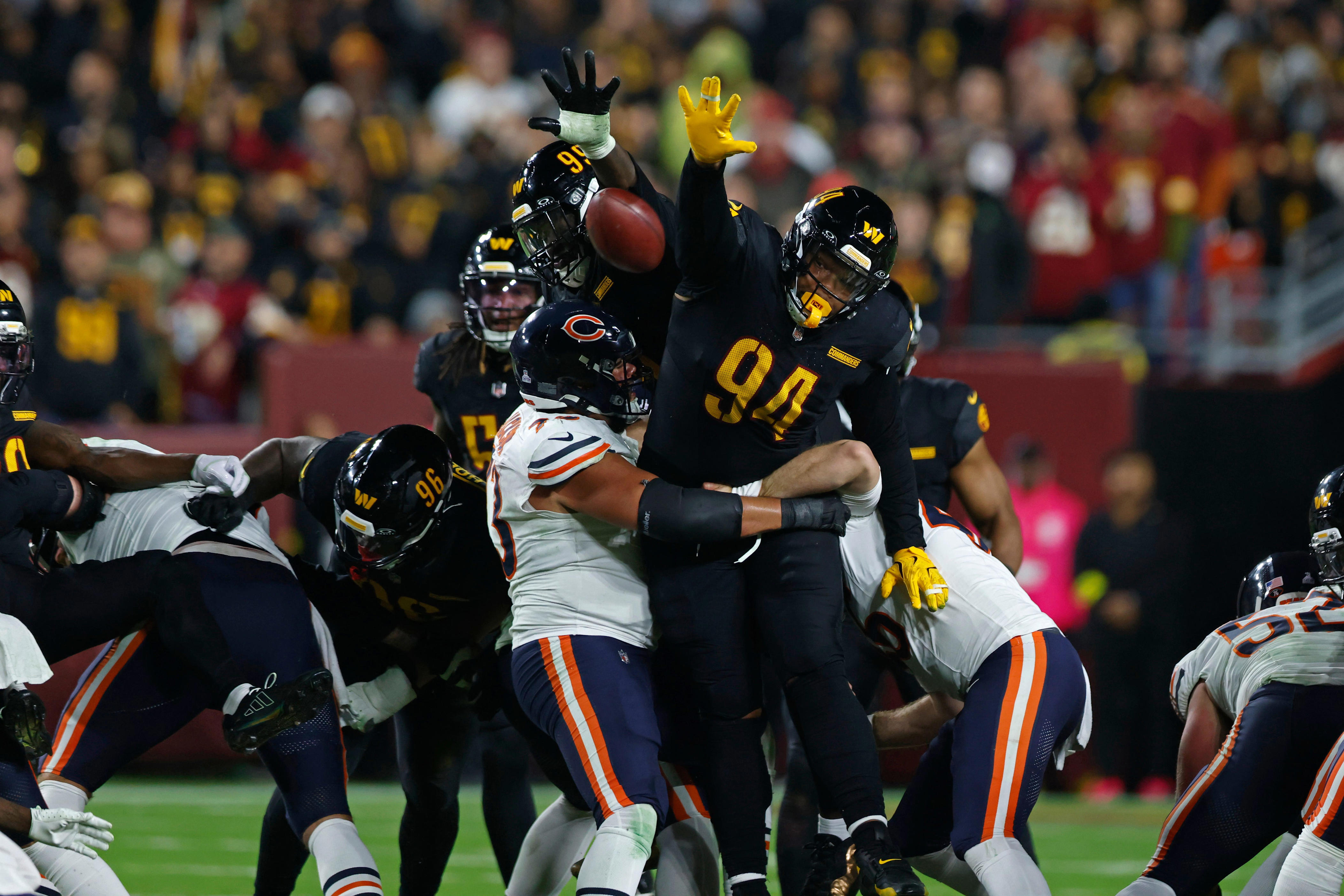 Washington Commanders injury report: Three return to practice, two sit