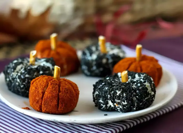 Fromage à tartiner pour l'apéro en forme de citrouilles, parfait pour ...