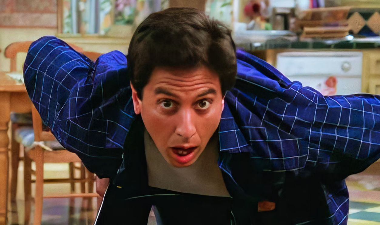 Fans Who Rewatch Everyone Loves Raymond Today Are In For A Harsh Reality