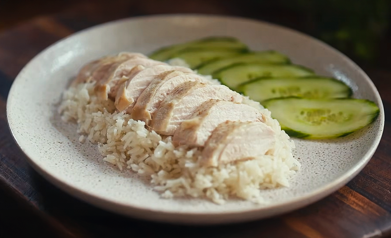 I discovered the secret to perfect chicken rice 🍚