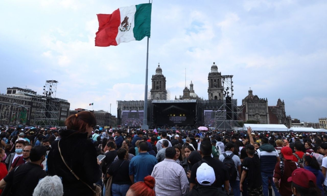 ¿Qué grupo dará un concierto GRATIS en el Zócalo de la CDMX este ...