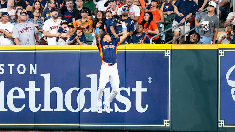 Astros' Opening Day gamble just paid off in most unexpected way