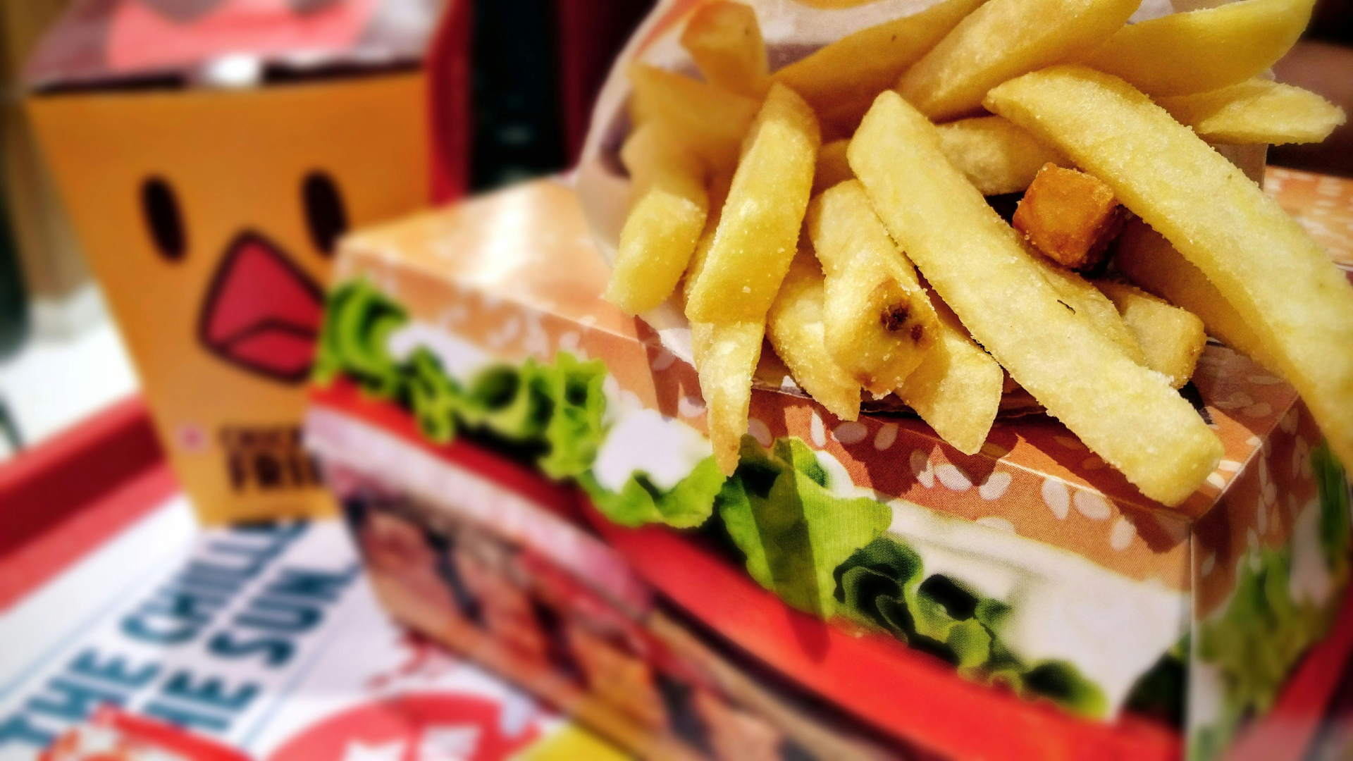 10 Fast Food Restaurants That Became Shockingly Expensive & 10 That ...