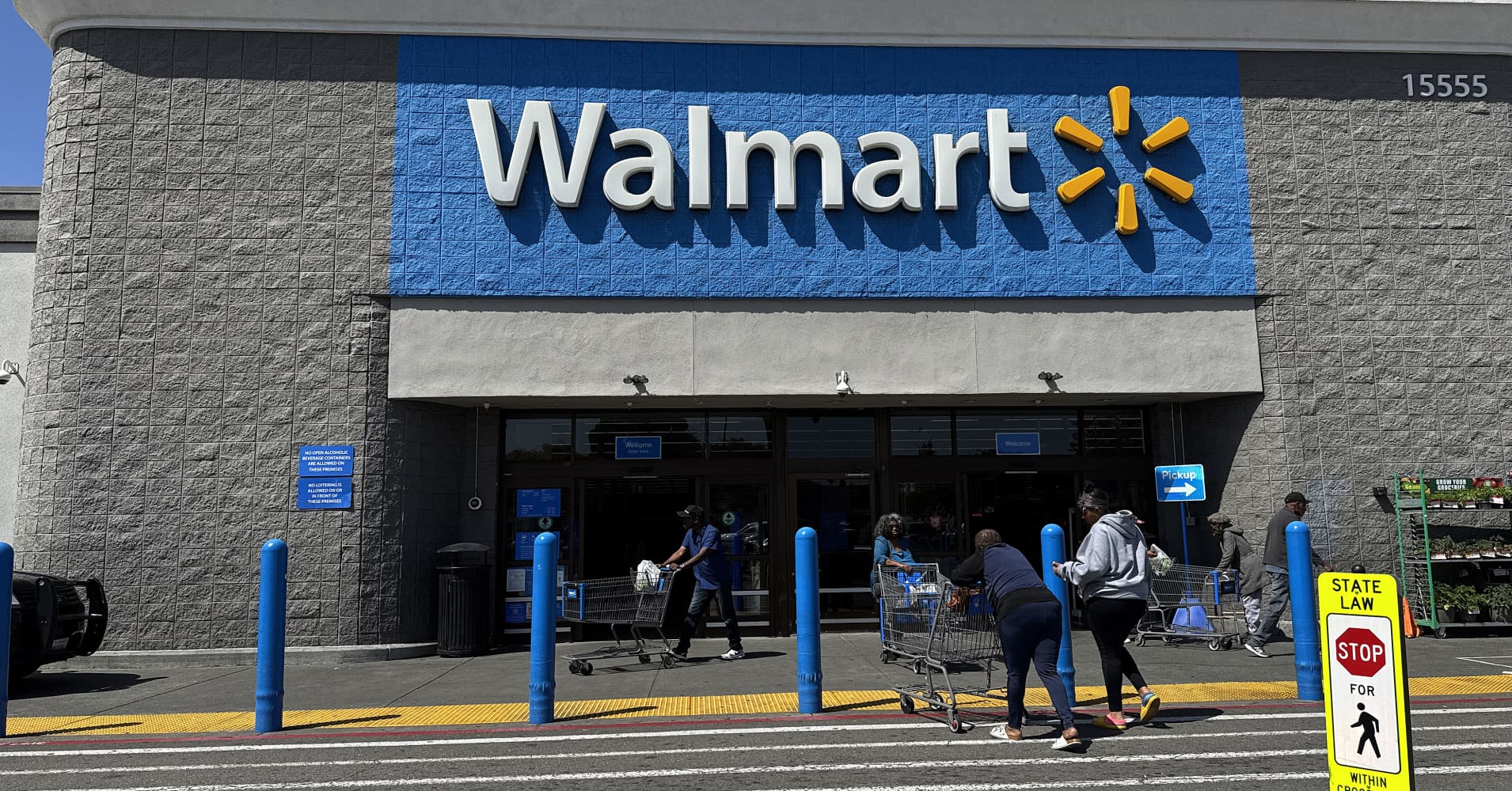 Walmart deploys millions of new sensors in retail's first large-scale ...