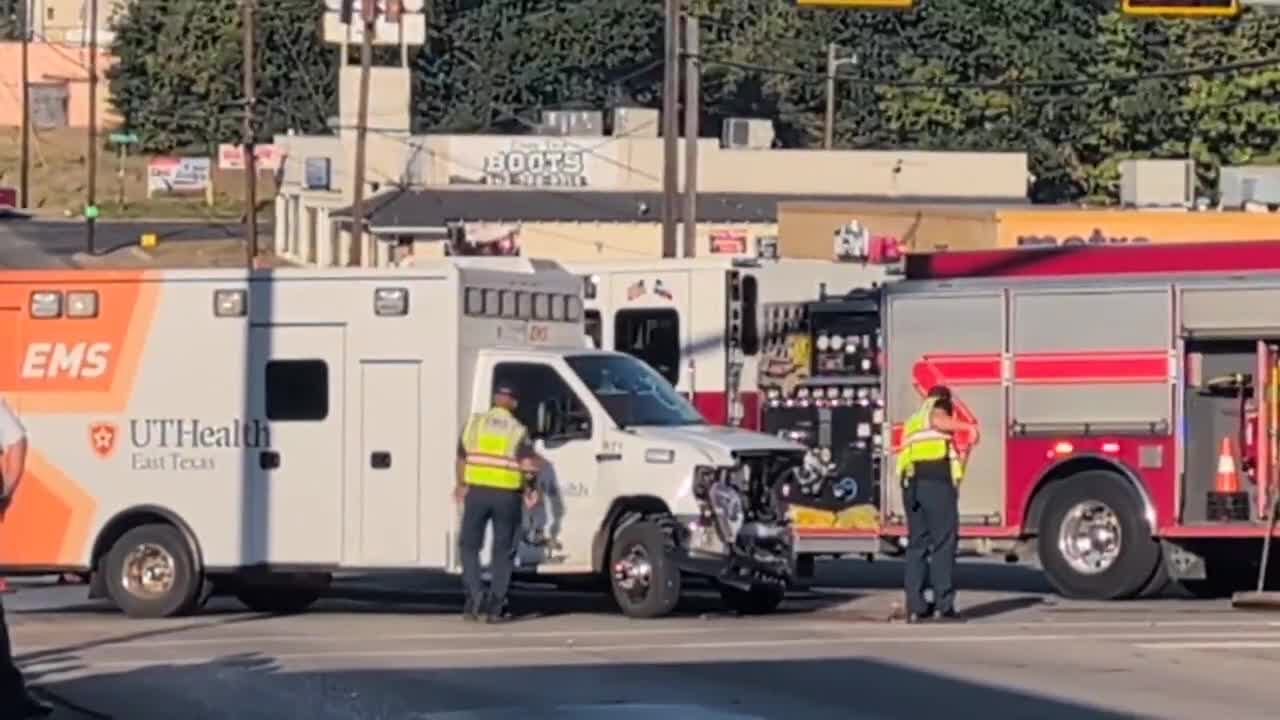 Ambulance involved in crash on West Erwin Street in Tyler