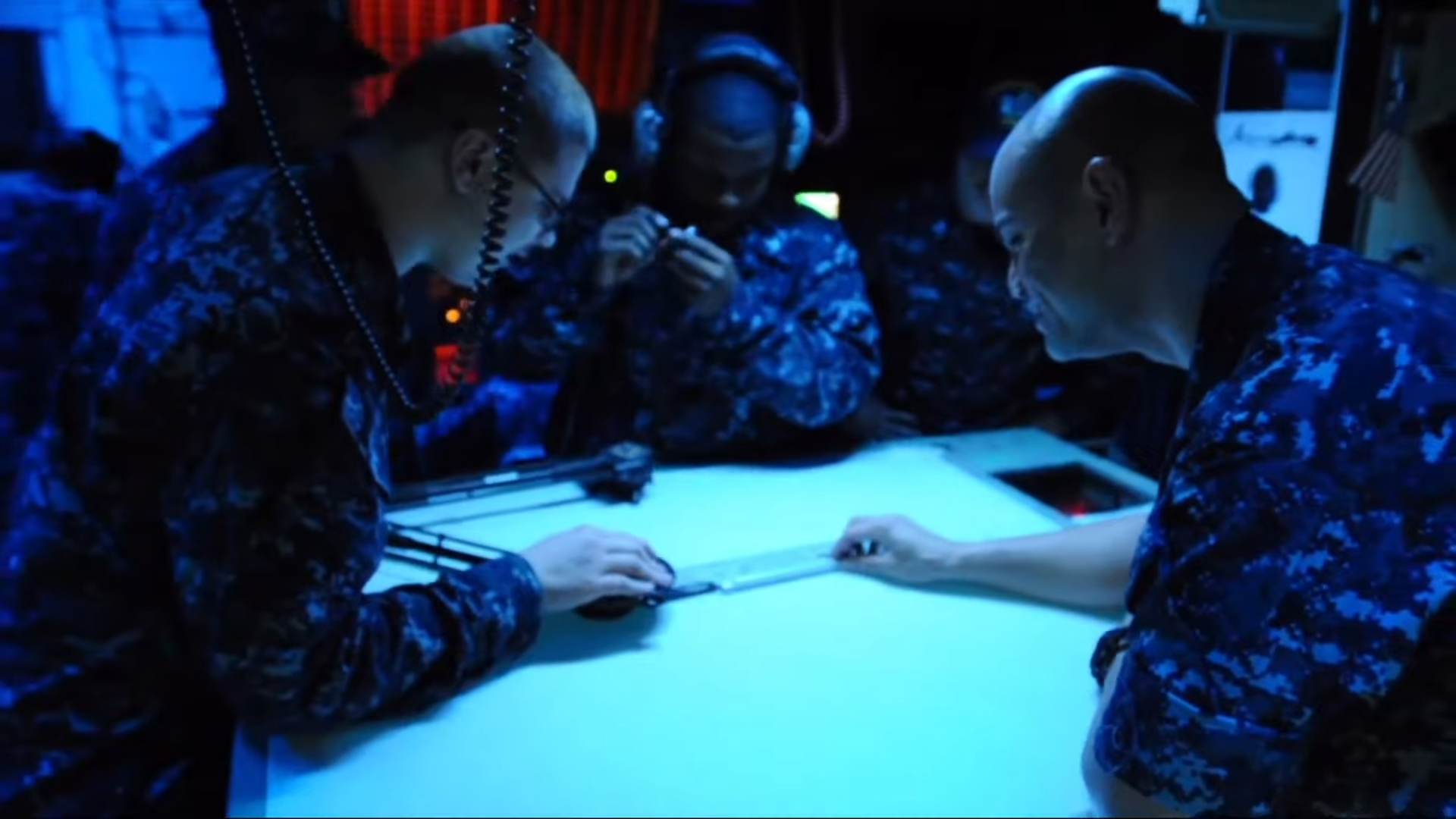 How a U.S. Aircraft Carrier’s Command Center Works