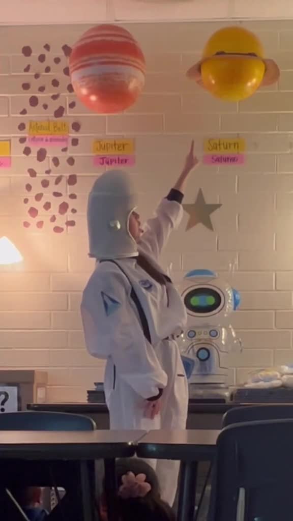 Kindergarten Space Walk: Exploring the Solar System Together!