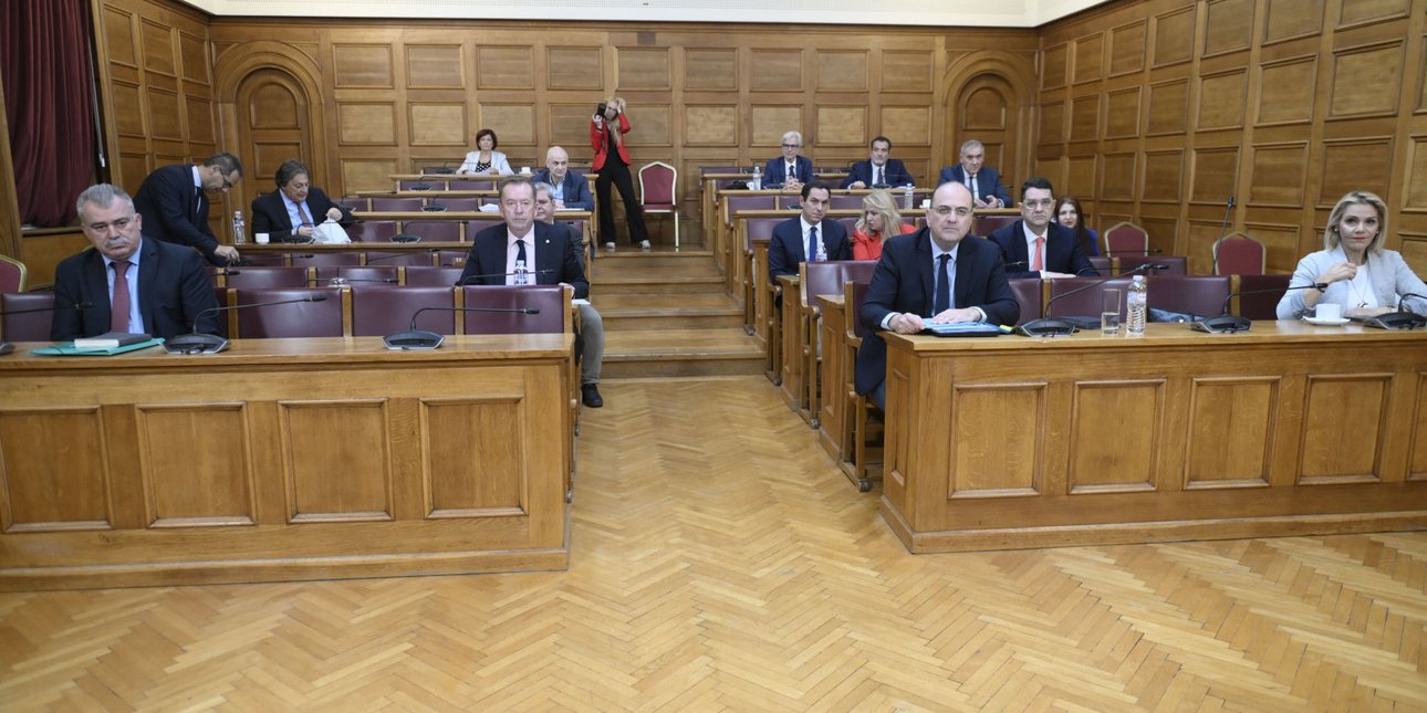 «Με εντολή Τυχεροπούλου πληρώθηκαν χιλιάδες ΑΦΜ μεταξύ των οποίων και ...