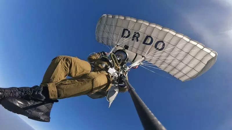 Combat parachute system designed by Agra lab tested at 32,000 ft
