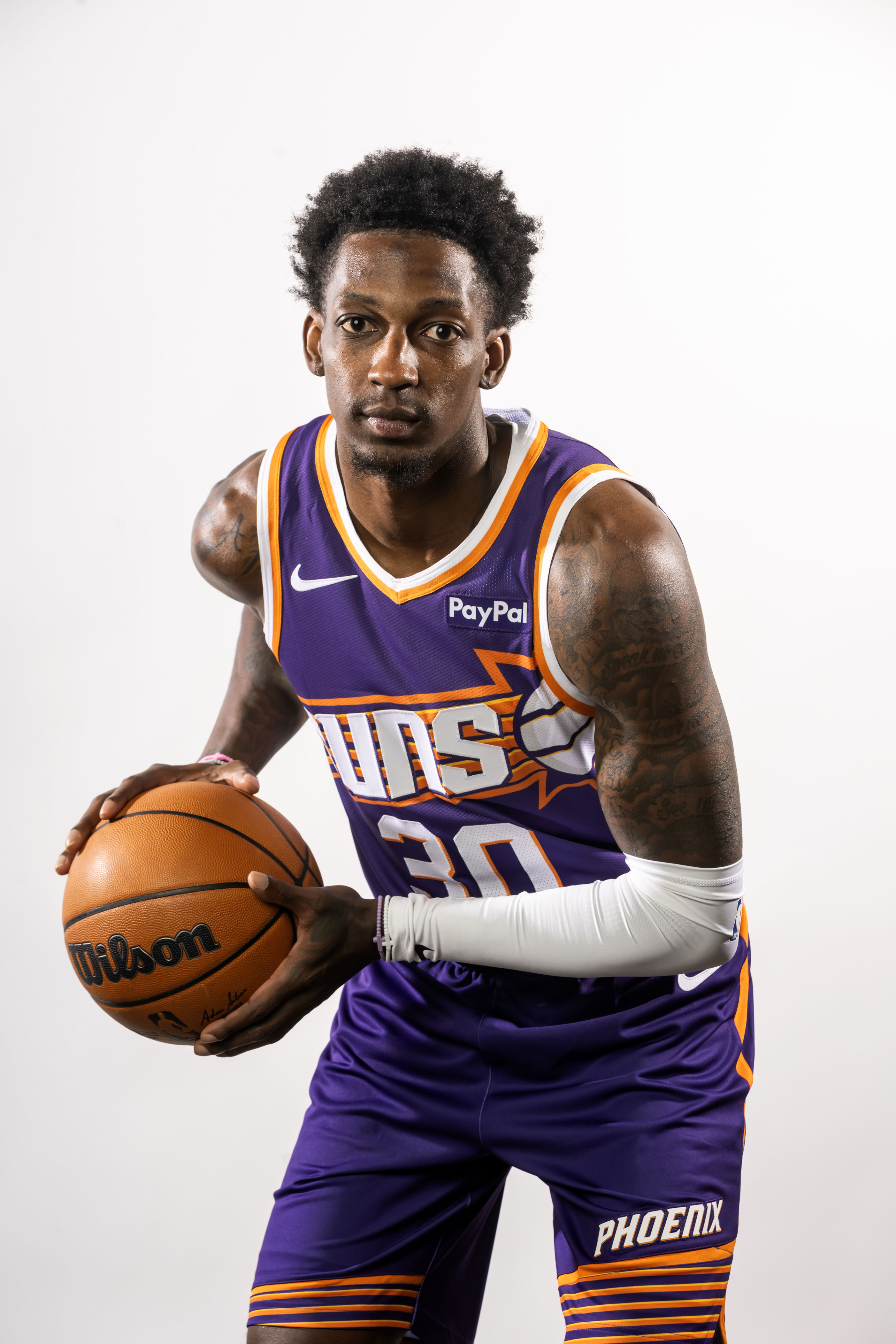 Suns waive two players, trimming their roster before the season starts