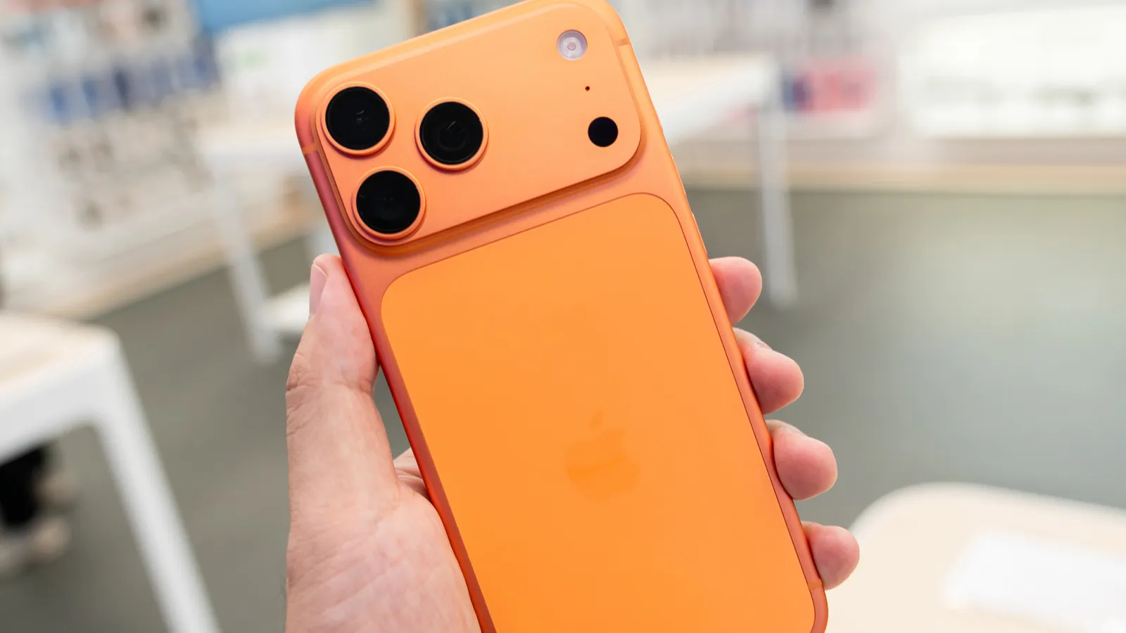 The real reasons the iPhone Pro Max isn’t worth its massive price