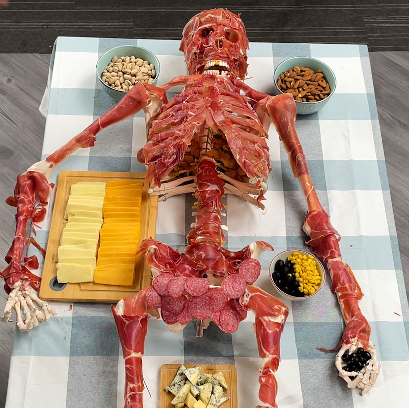 Skeleton's feast! Scary-good snacks on the Halloween table