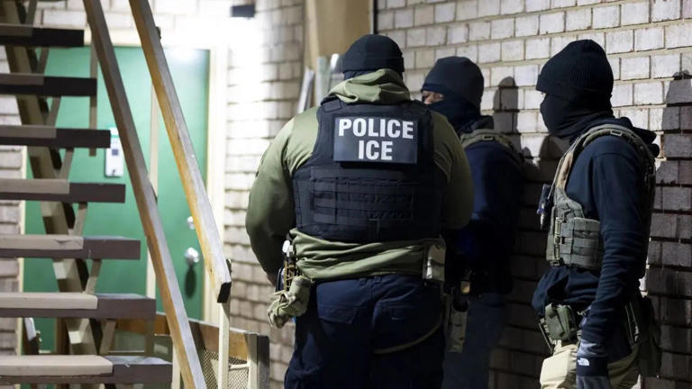 Mexican Cartels Offering $50,000 For Assassination Of ICE Chiefs, Using ...