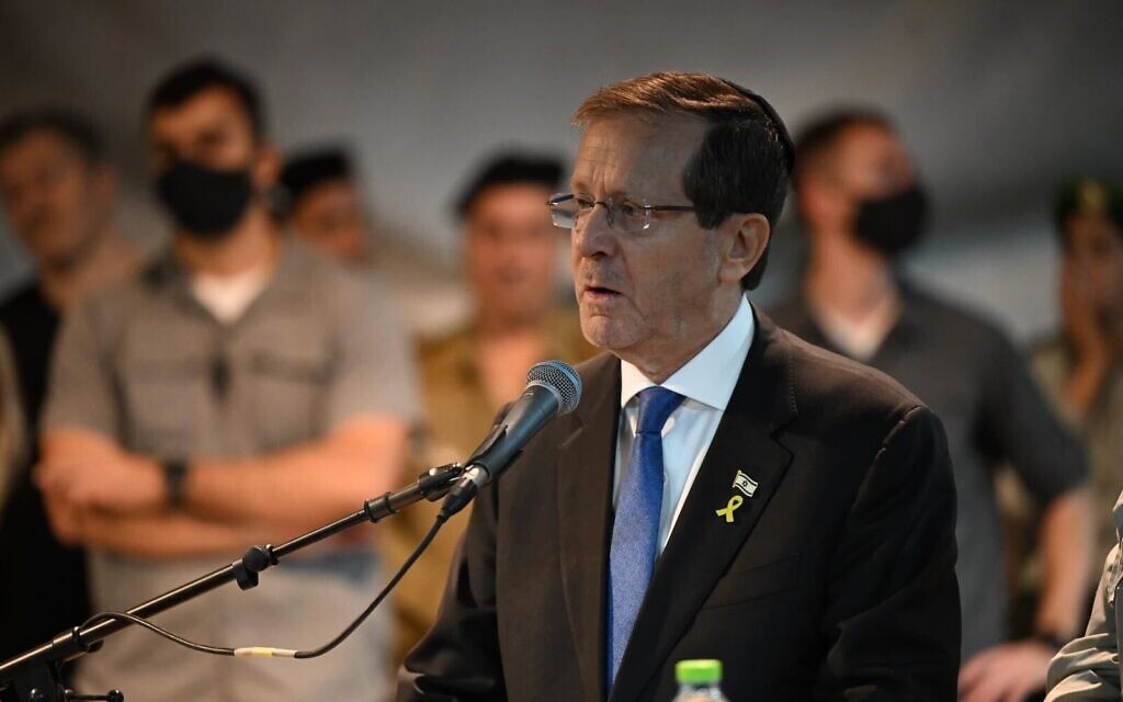 Herzog eulogizes Daniel Perez, a commander ‘with composure and ...