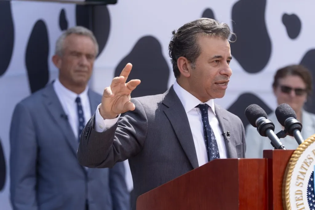 FDA to slap COVID-19 vaccines with 'black box' label