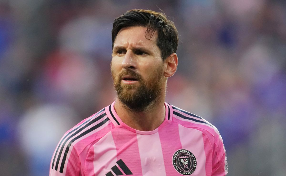 David Ruiz Signs Inter Miami Extension Following Retirements of Sergio ...