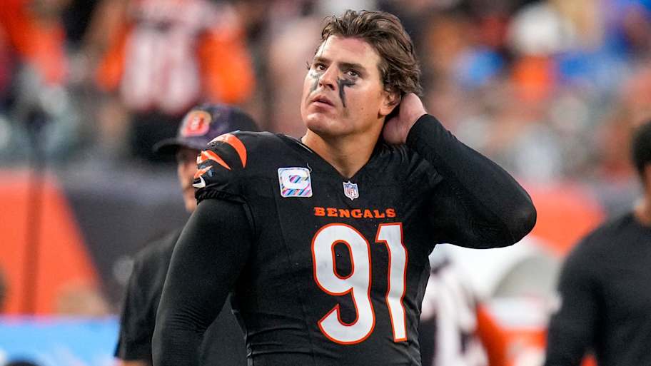 Bengals Not Ruling Out Defensive End Trey Hendrickson for Steelers Game