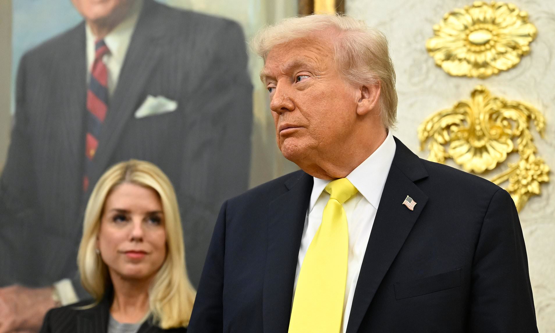 Trump hails 'beautiful black women' strutting Chicago in MAGA hats