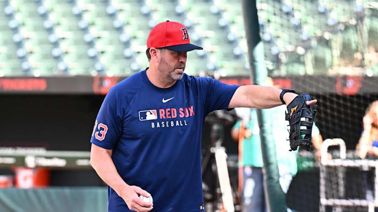 Red Sox’s Jason Varitek Talks Future Amid Expiring Contract