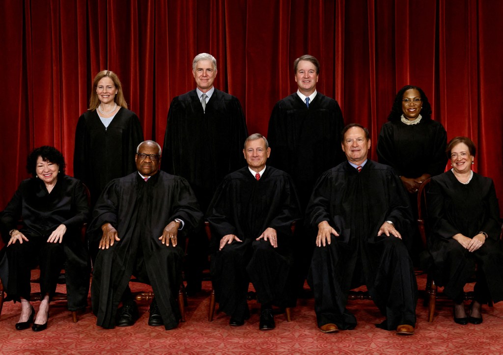 Supreme Court seems set to restrict race-based redistricting in ...