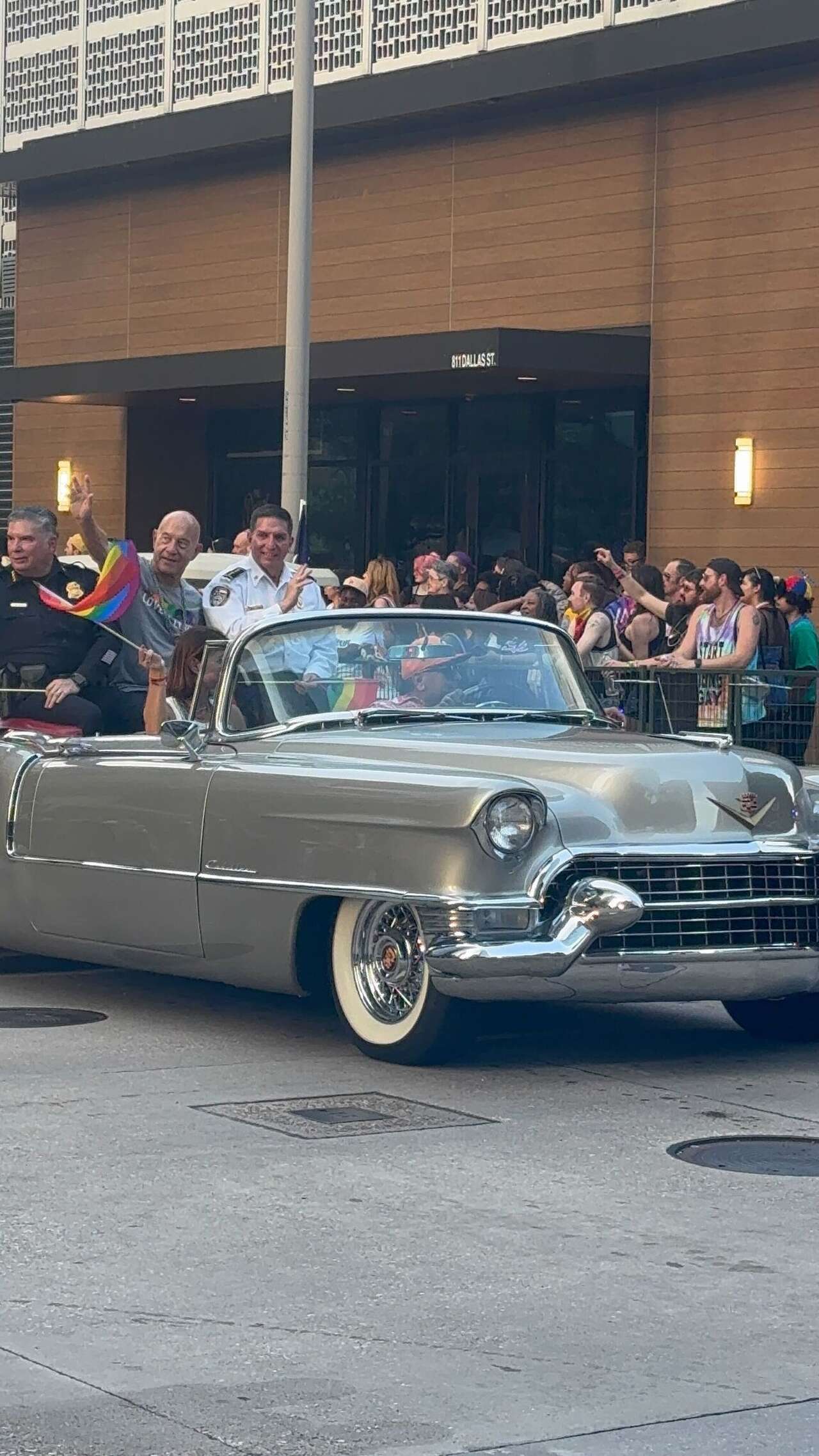 Houston mayor speaks out on rainbow crosswalk removal