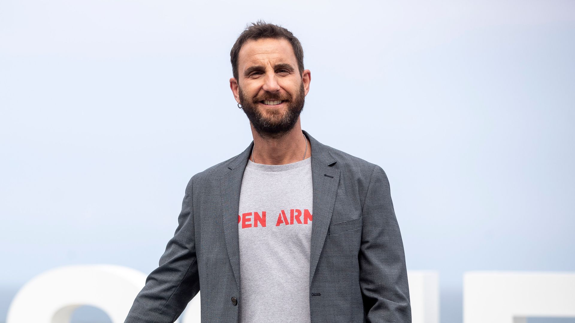 Dani Rovira se despide de su padre con una desoladora carta: "Crecí de tu mano. No recuerdo ni ...