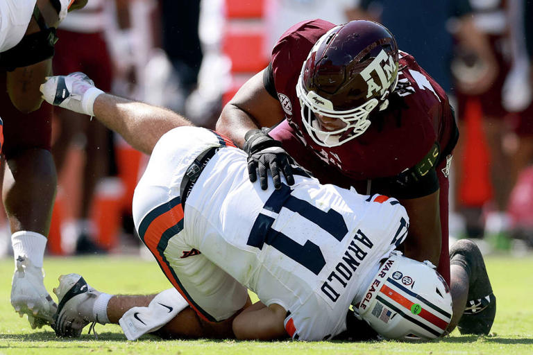 Broncos take Texas A&M DL Tyler Onyedim in 3rd round of 2026 NFL draft
