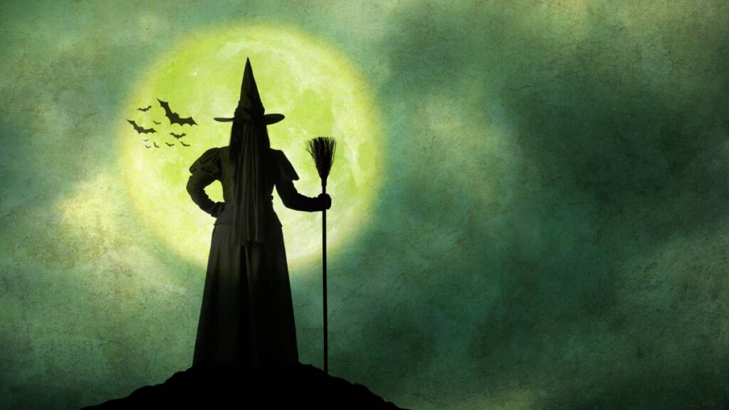 Estás grabando?”: captan a presunta bruja en el cerro del Molcajete
