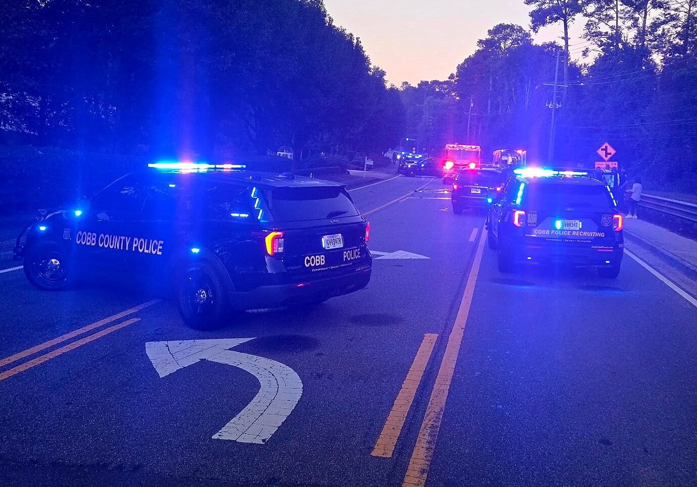 Hiram woman dies in head-on Lower Roswell Road collision
