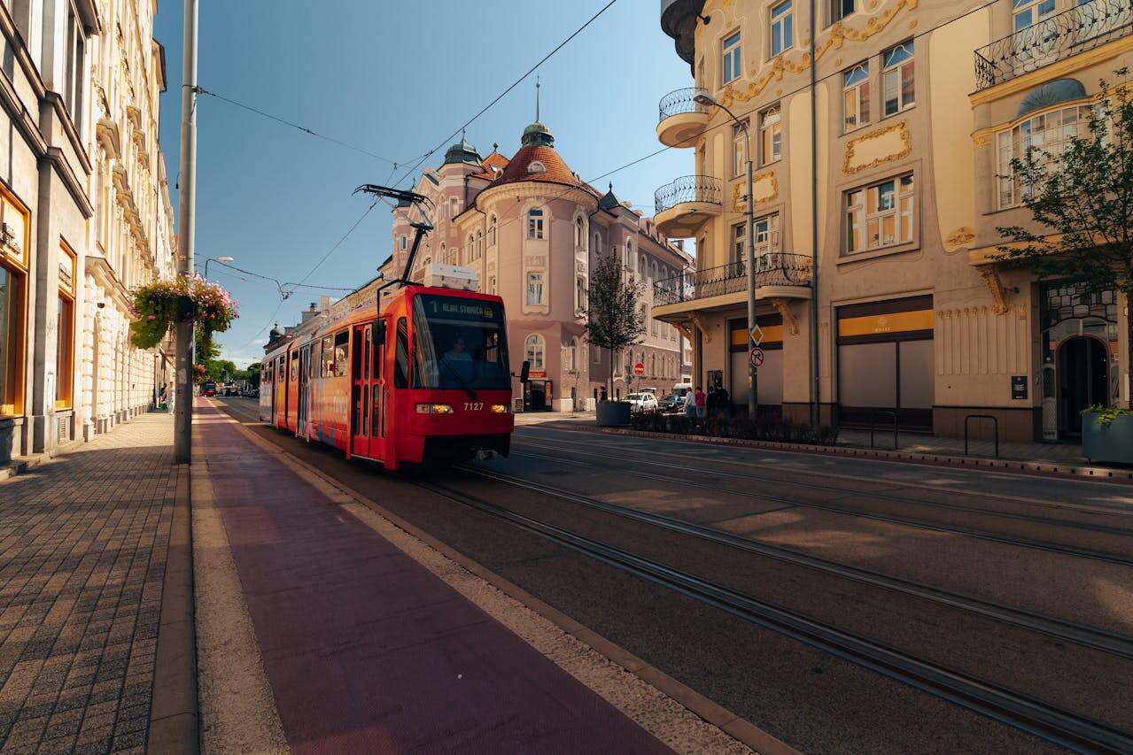 How cities can make public transit more appealing to travelers