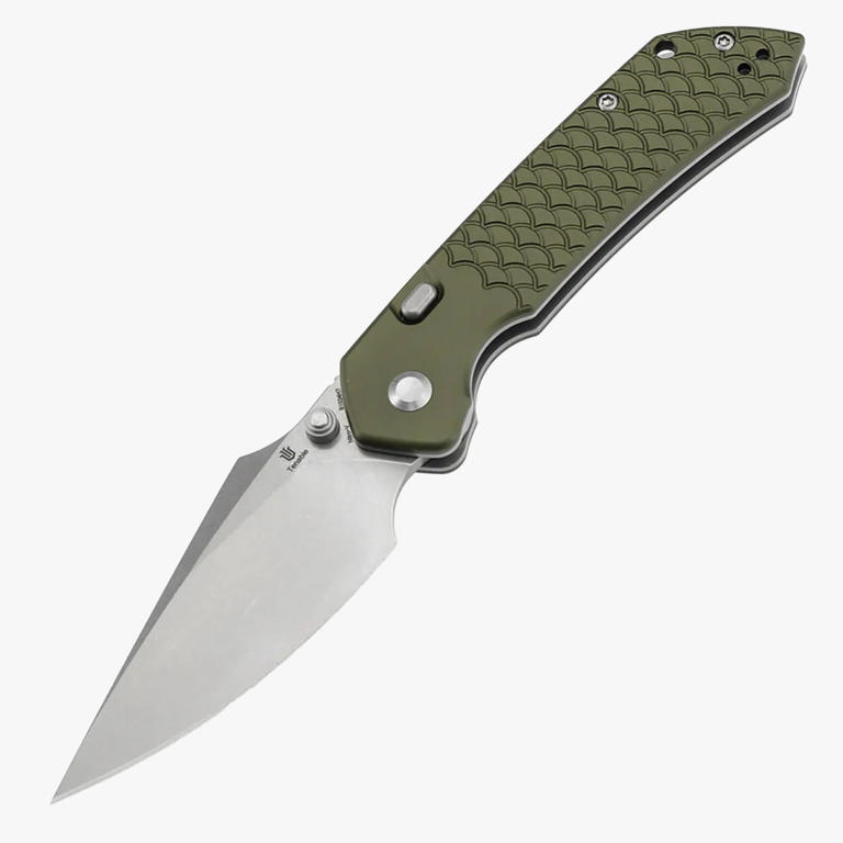 This Underrated Brand’s Best EDC Knife Far Outperforms Its Price — And ...