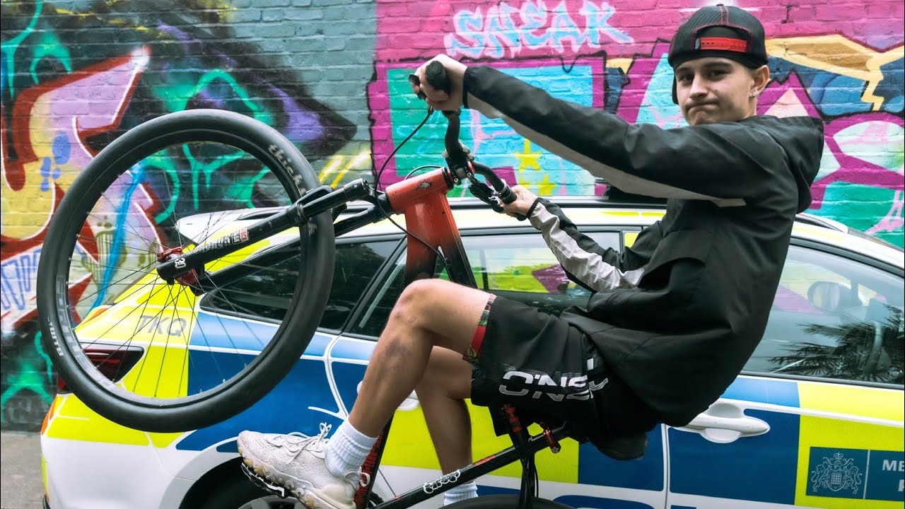 Little Harry attends London’s biggest wheelie rideout again