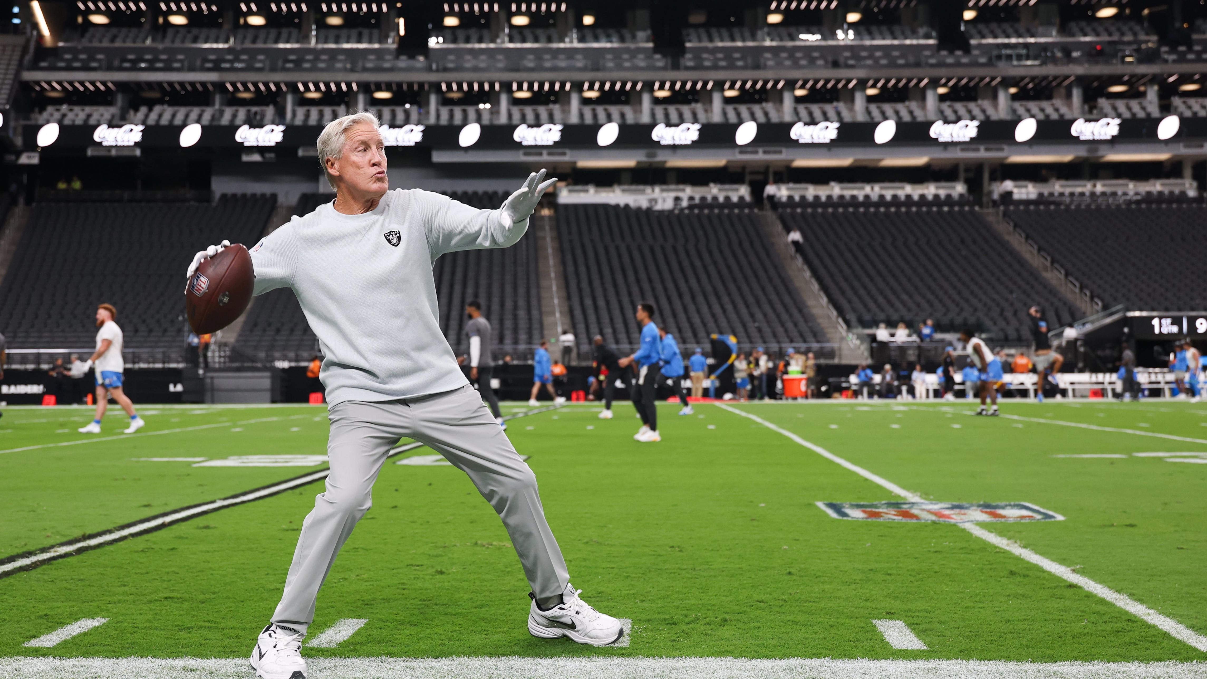 'He doesn't act like [the oldest coach]': Brock Bowers on Raiders ...