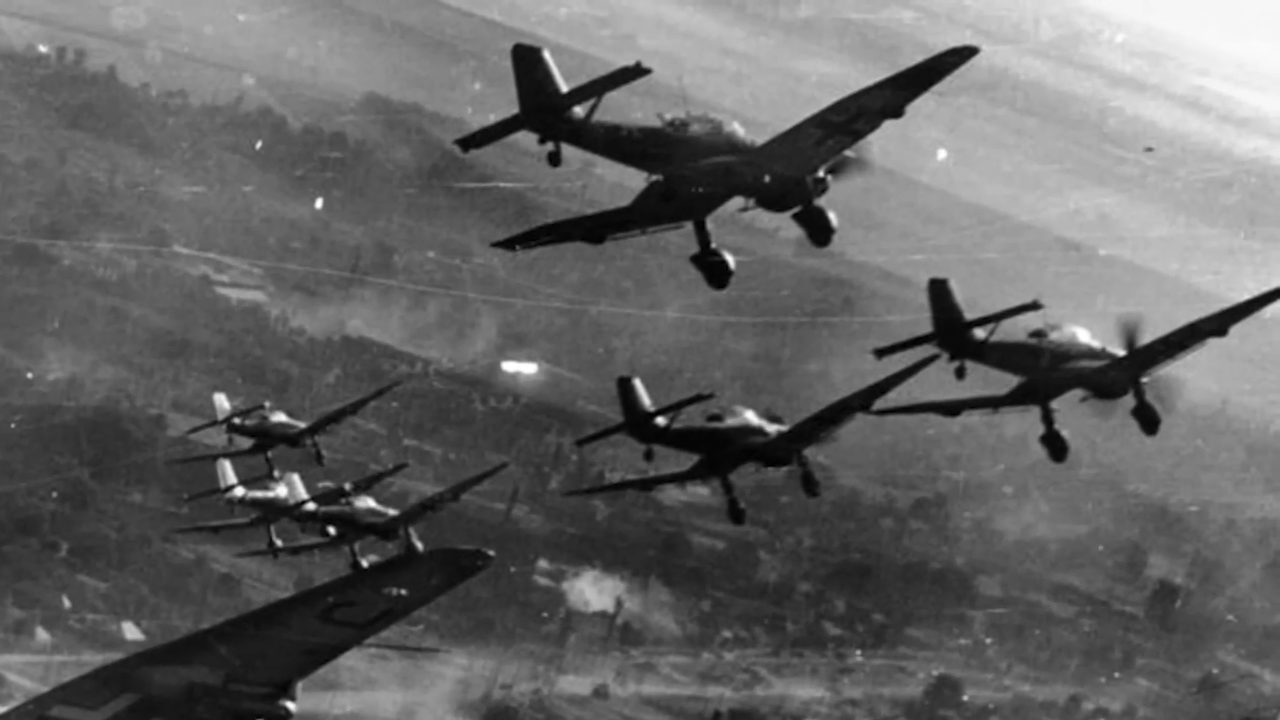 Kursk to Chaos: Rudel’s Fight for Survival Amid the Eastern Front’s Collapse