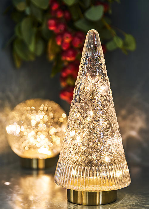 Francis Brennan delivers classy Christmas cheer in Dunnes collection