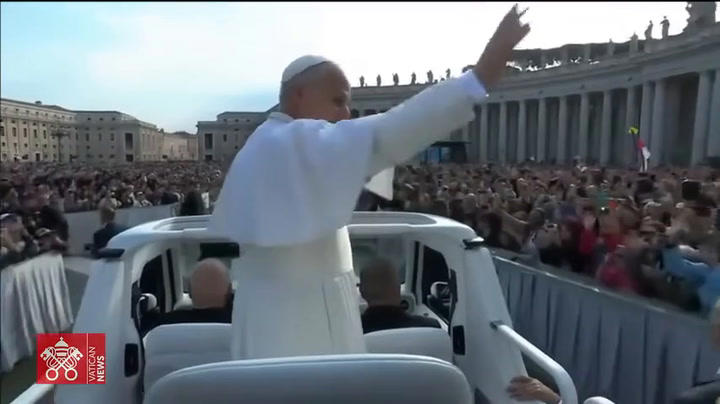 Pope Leo Effortlessly Trolls Cubs Fan Who Shouted at Him