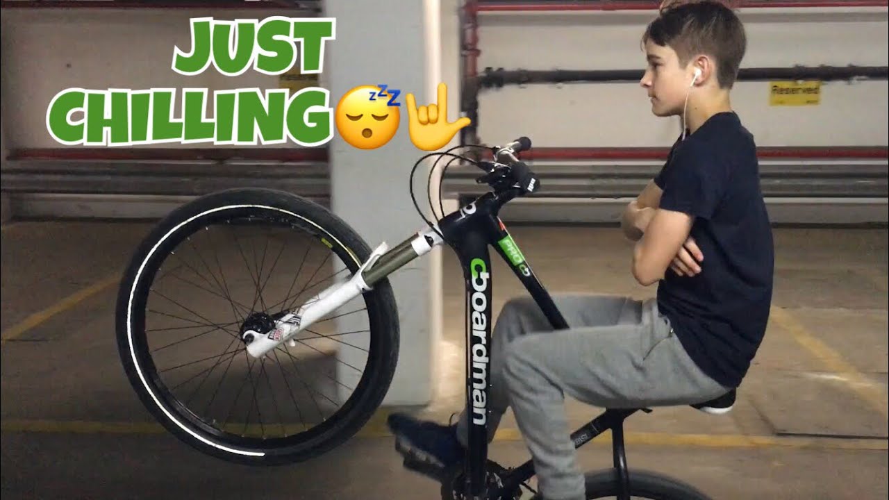 Attempting the longest no hand wheelie challenge