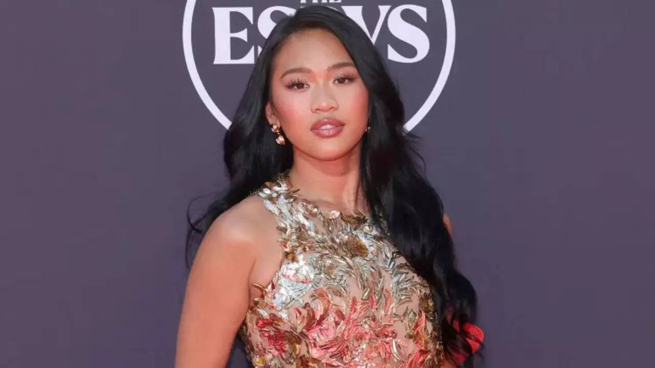 Who is Suni Lee? Olympic gold medalist makes Victoria's Secret fashion ...