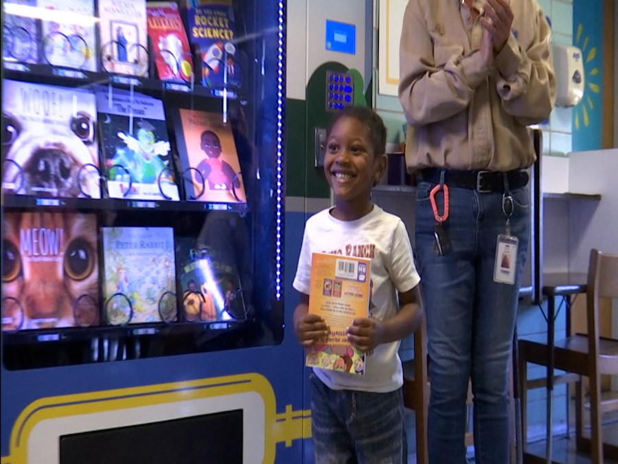 Wichita Falls students earn books via vending machine program