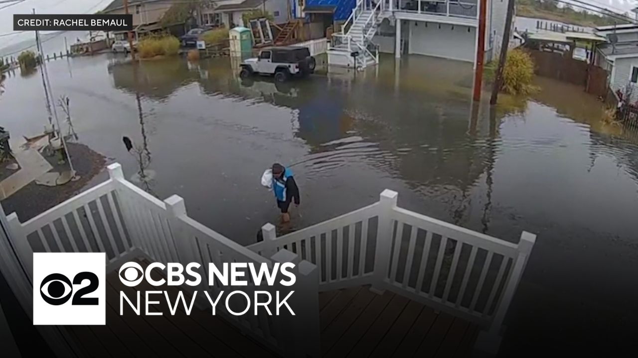 Video shows Amazon worker on Long Island making delivery during flood