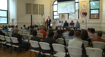 Homelessness panel prompts new questions, brainstorms solutions