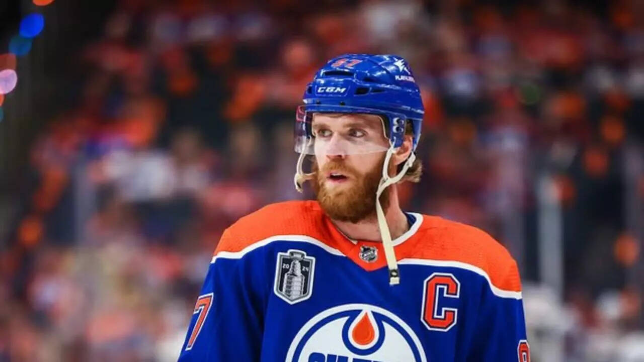 Connor McDavid leads the way as Oilers rookie Matt Savoie reveals ...