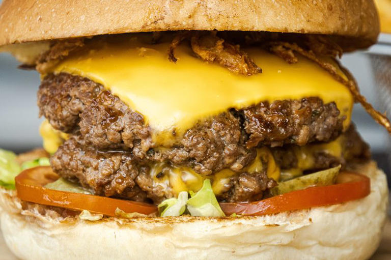 Florida Death Row rapist's last meal as he tucks into fatty dinner ...