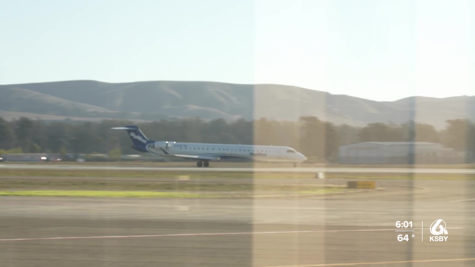 New American Airlines flight takes off from Santa Maria Airport