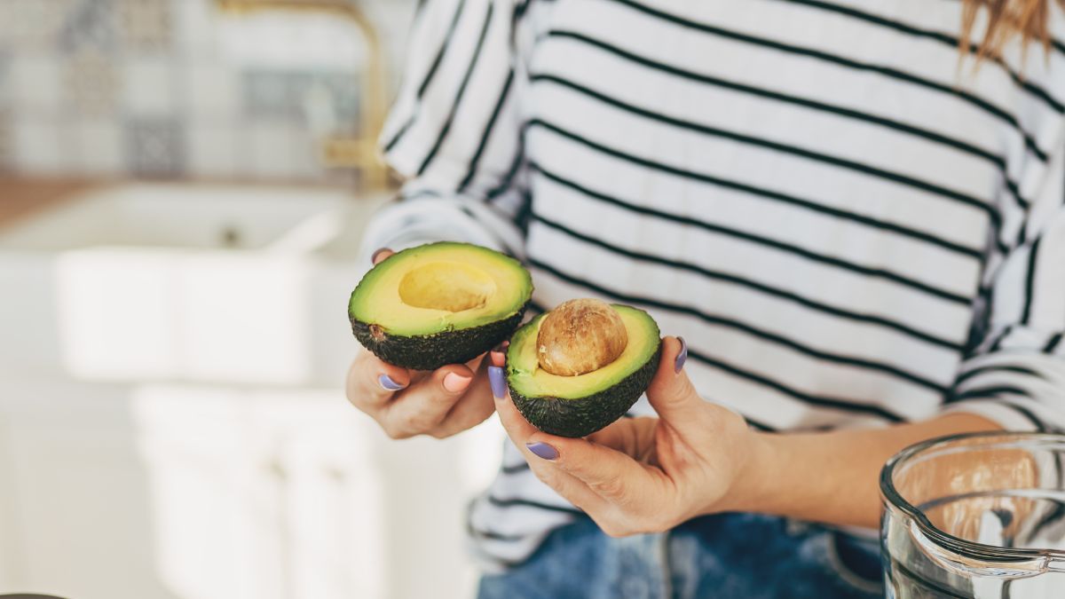 5 Low-Carb Foods That Boost Weight Loss & Lower Blood Sugar